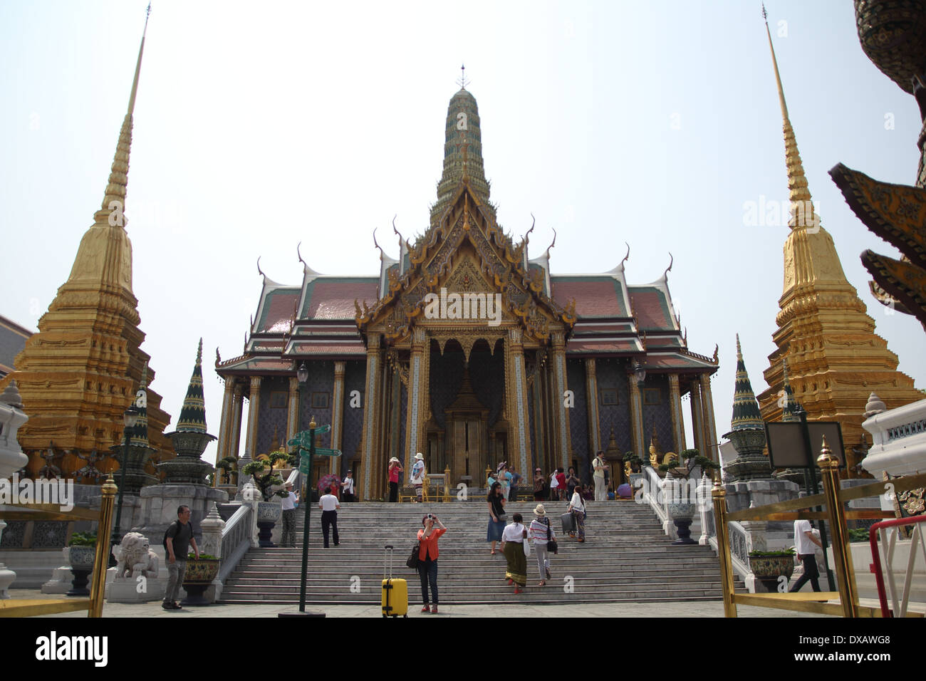 The Grand Palace, Wat Phra Kaew, Temple of the Emerald Buddha in ...