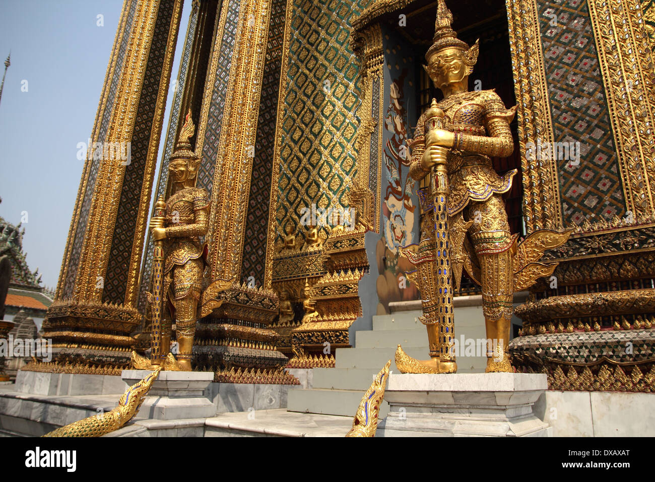 The Grand Palace, Wat Phra Kaew, Temple of the Emerald Buddha in ...