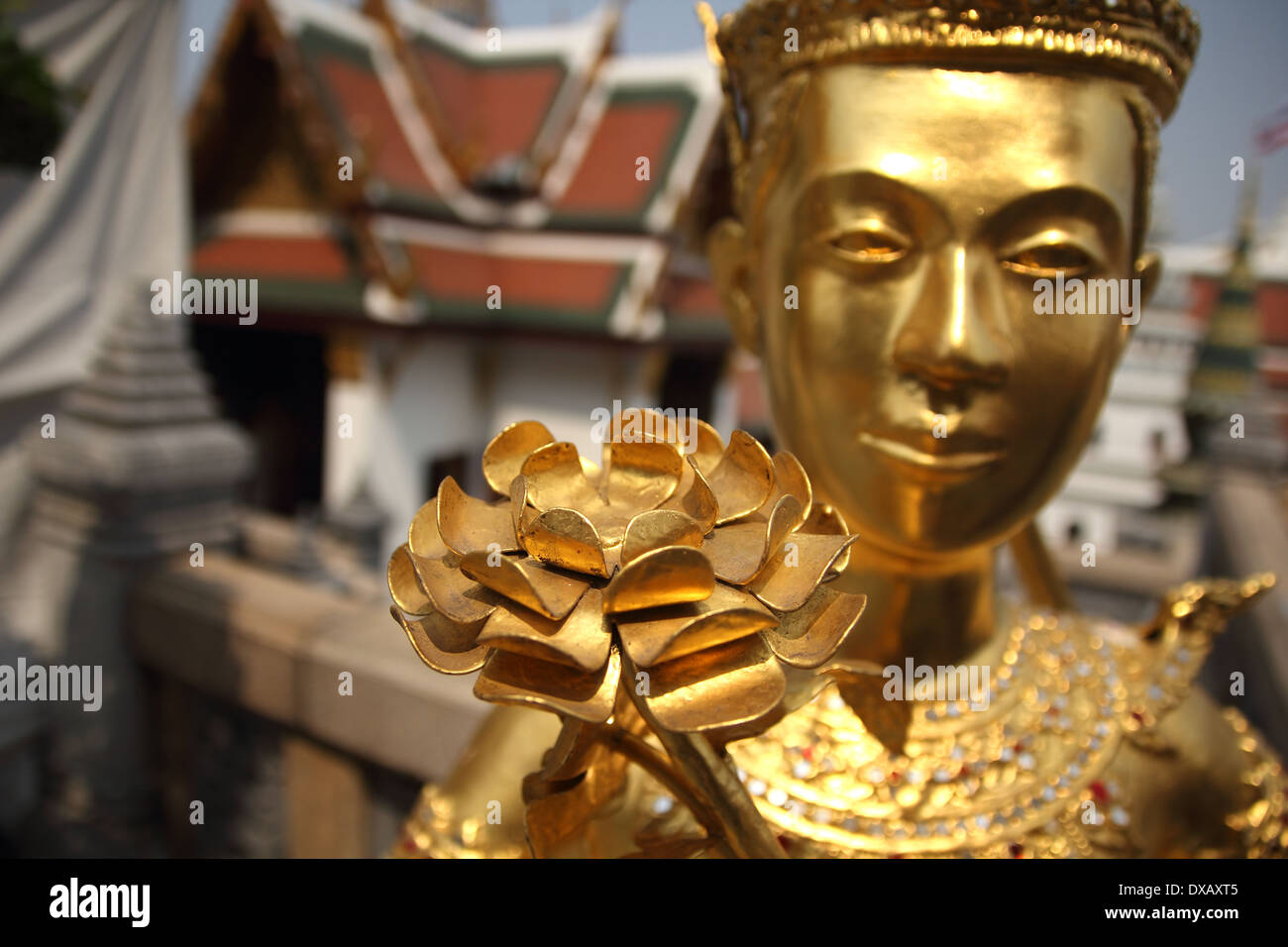 Kinnaree statue at The Grand palace Temple in Bangkok, Thailand Stock ...