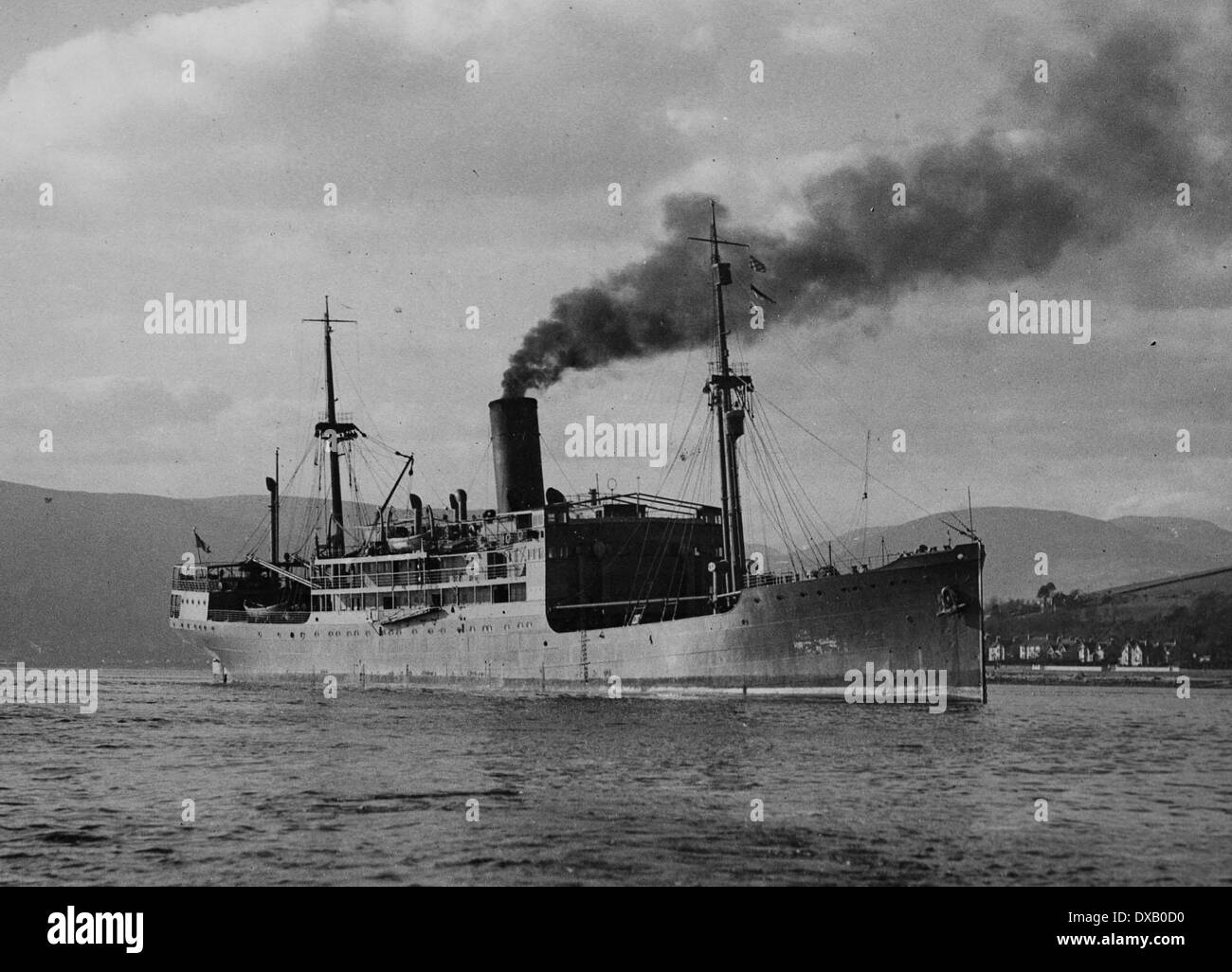 Royal navy warship ww11 hi-res stock photography and images - Alamy