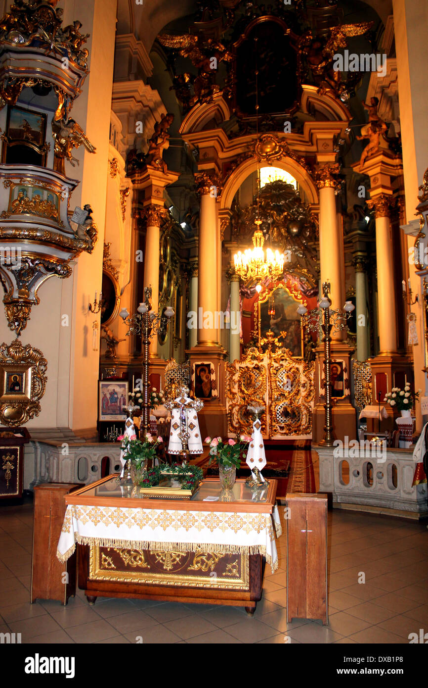 White hall in the beautiful Catholic church Stock Photo - Alamy