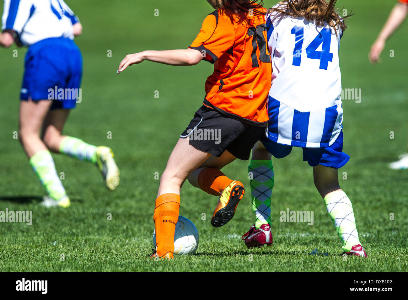 Teen girls playing soccer hi-res stock photography and images - Alamy