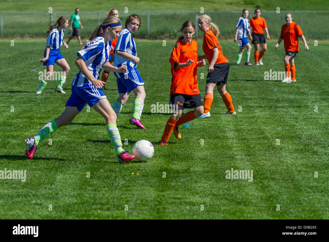 Teen girls playing soccer hi-res stock photography and images - Alamy