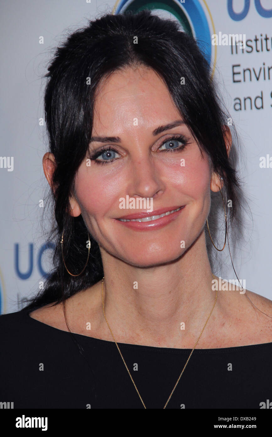 Courtney cox hi-res stock photography and images - Alamy