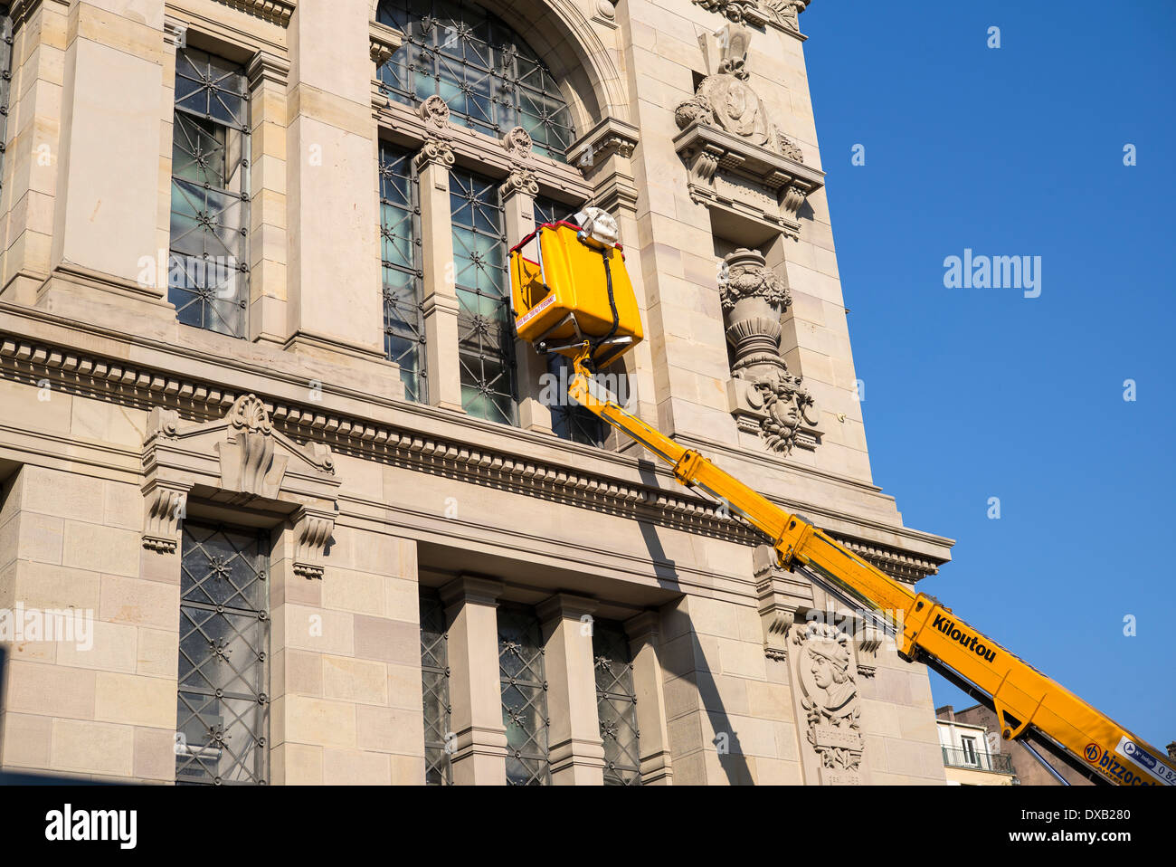 National University Library, worker, window cleaning with a cherry ...