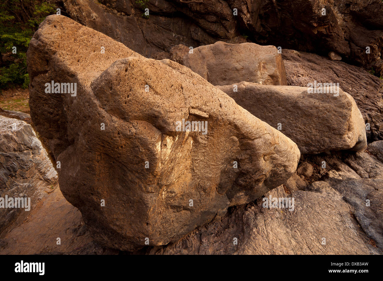 Big boulders at the waterfalls Chorro el Caño (Las Cascadas de Ola ...