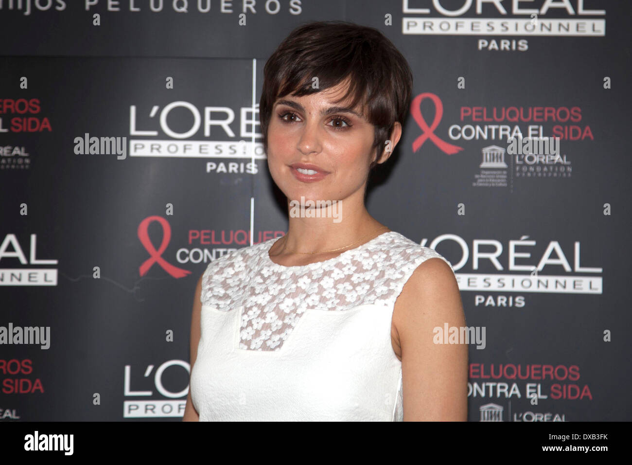 Spanish actress Veronica Echegui receives the L'Oreal Beauty award ...