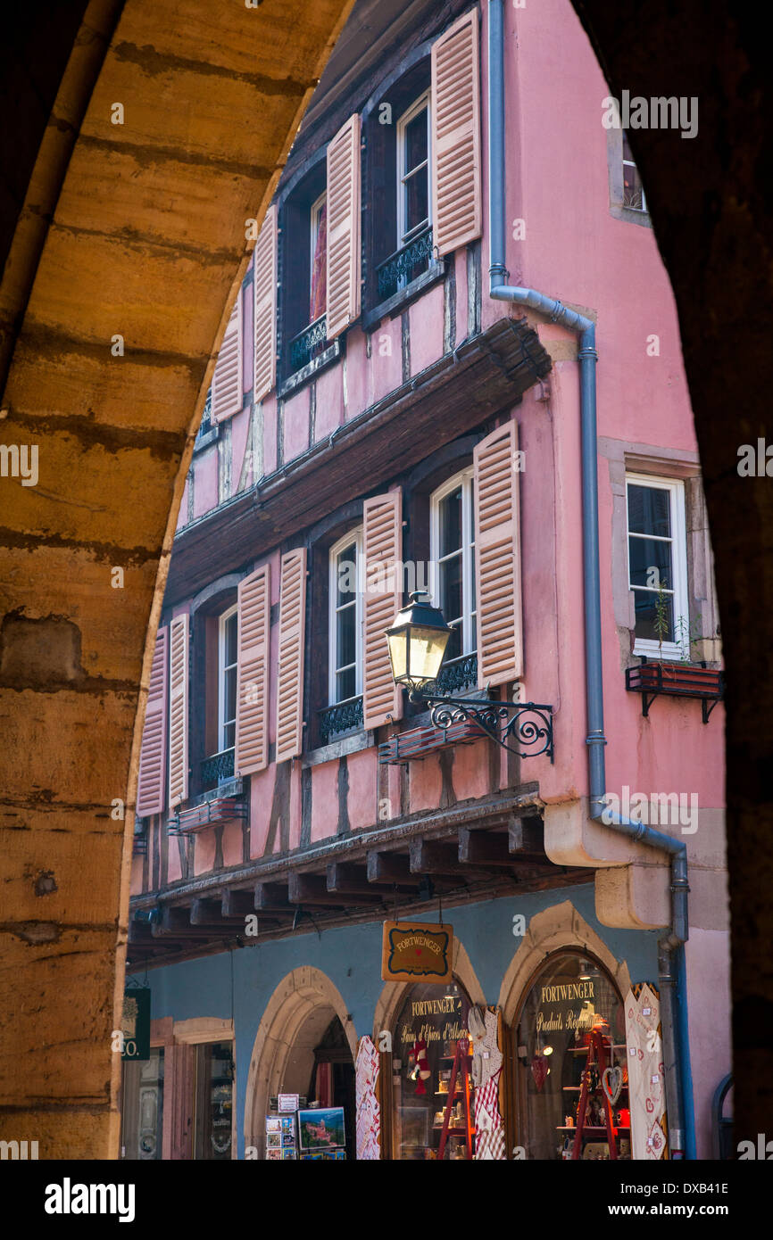 Arch archway france hi-res stock photography and images - Alamy