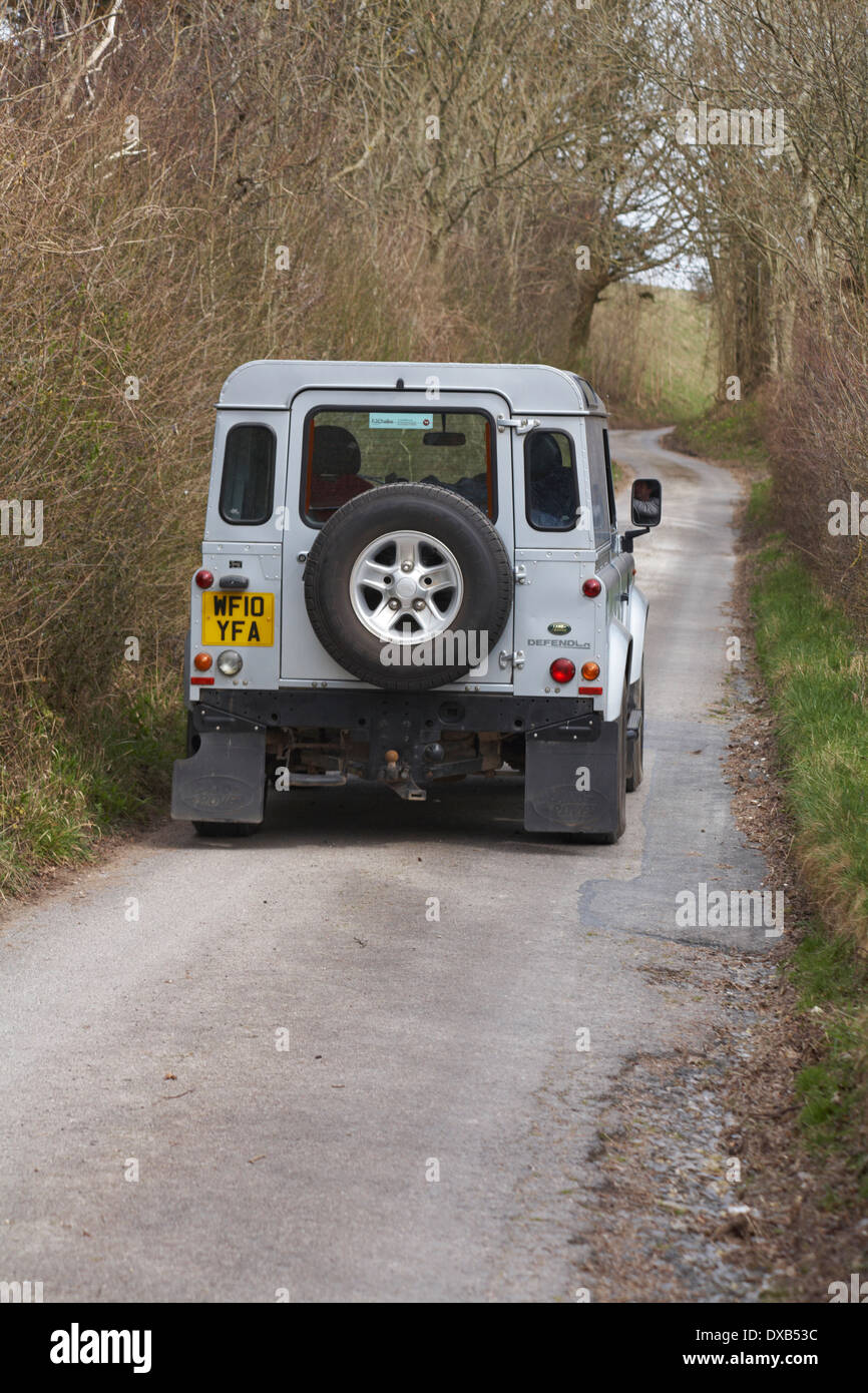 Back of land rover defender hi-res stock photography and images - Alamy