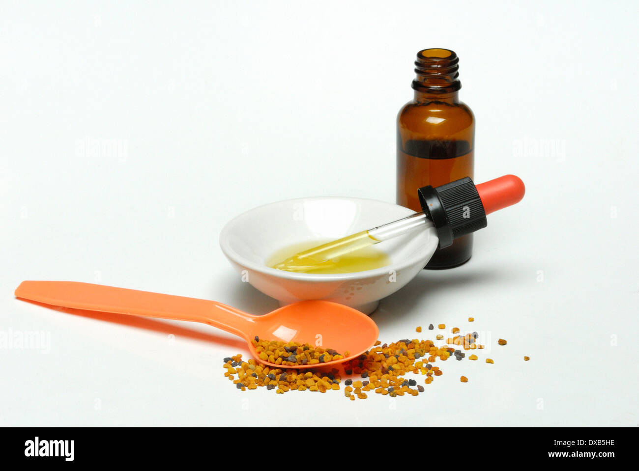 Propolis hi-res stock photography and images - Alamy