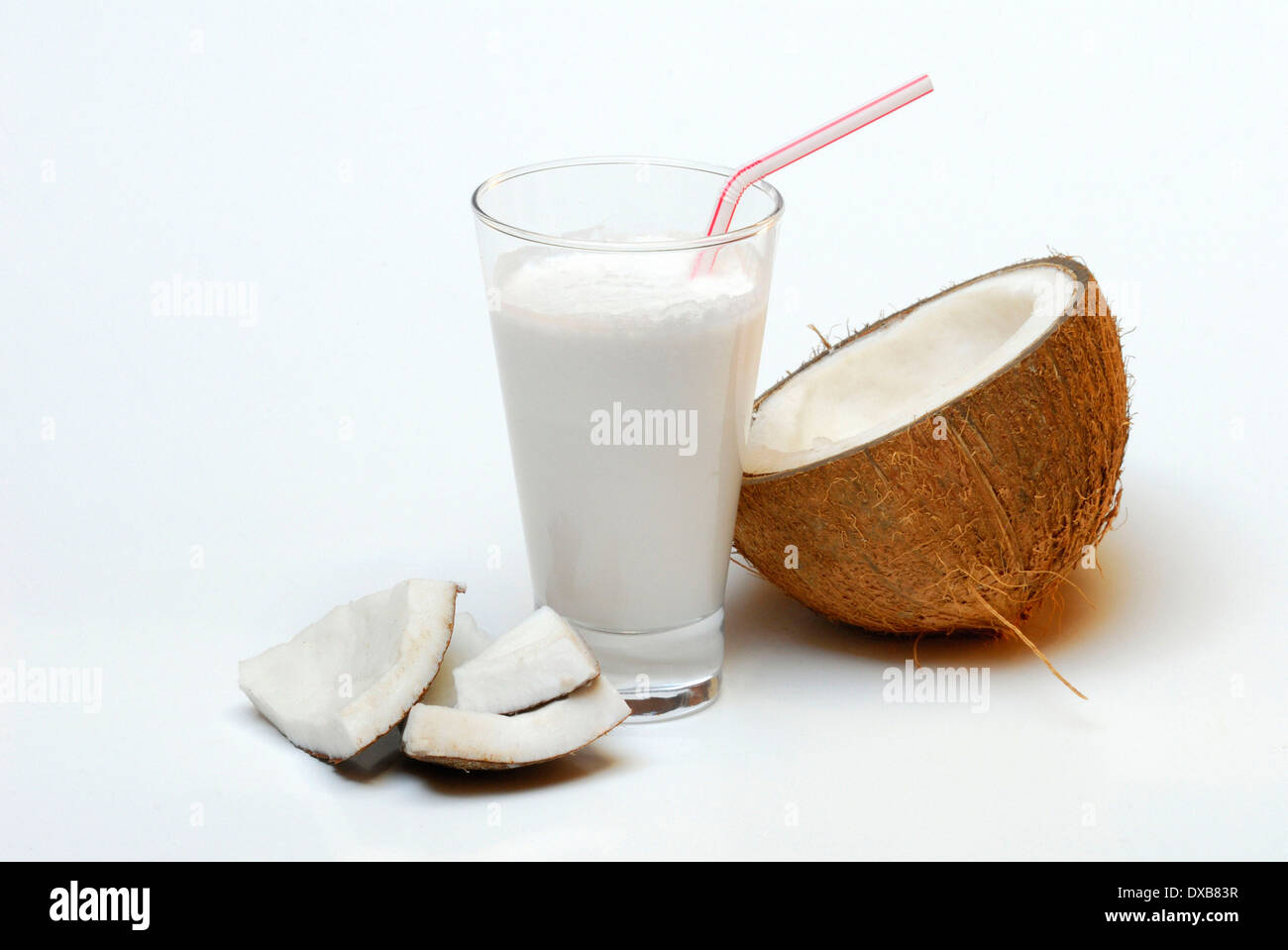 Coconut milk hi-res stock photography and images - Alamy