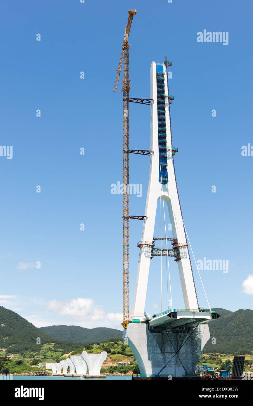 Steel construction from under bridge hi-res stock photography and ...