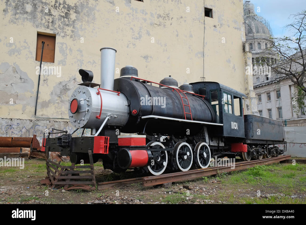 A steam locomotive restoration project to the rear of the Capitolio ...