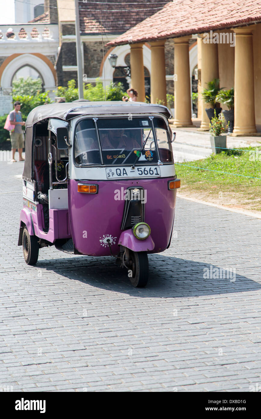 Auto rickshaw Stock Photo - Alamy