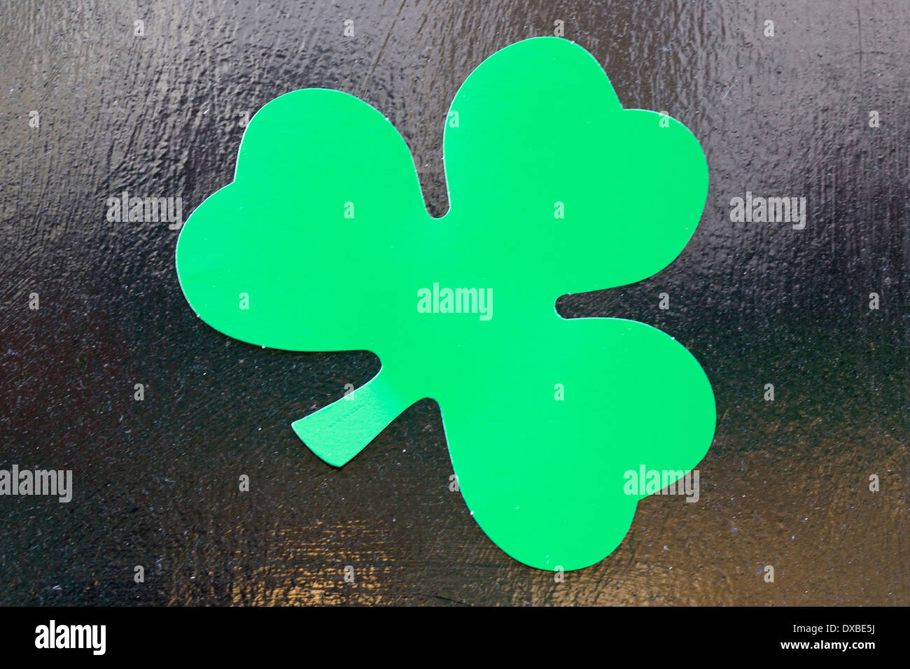 cardboard-shamrocks-on-a-public-house-window-in-london-england-stock