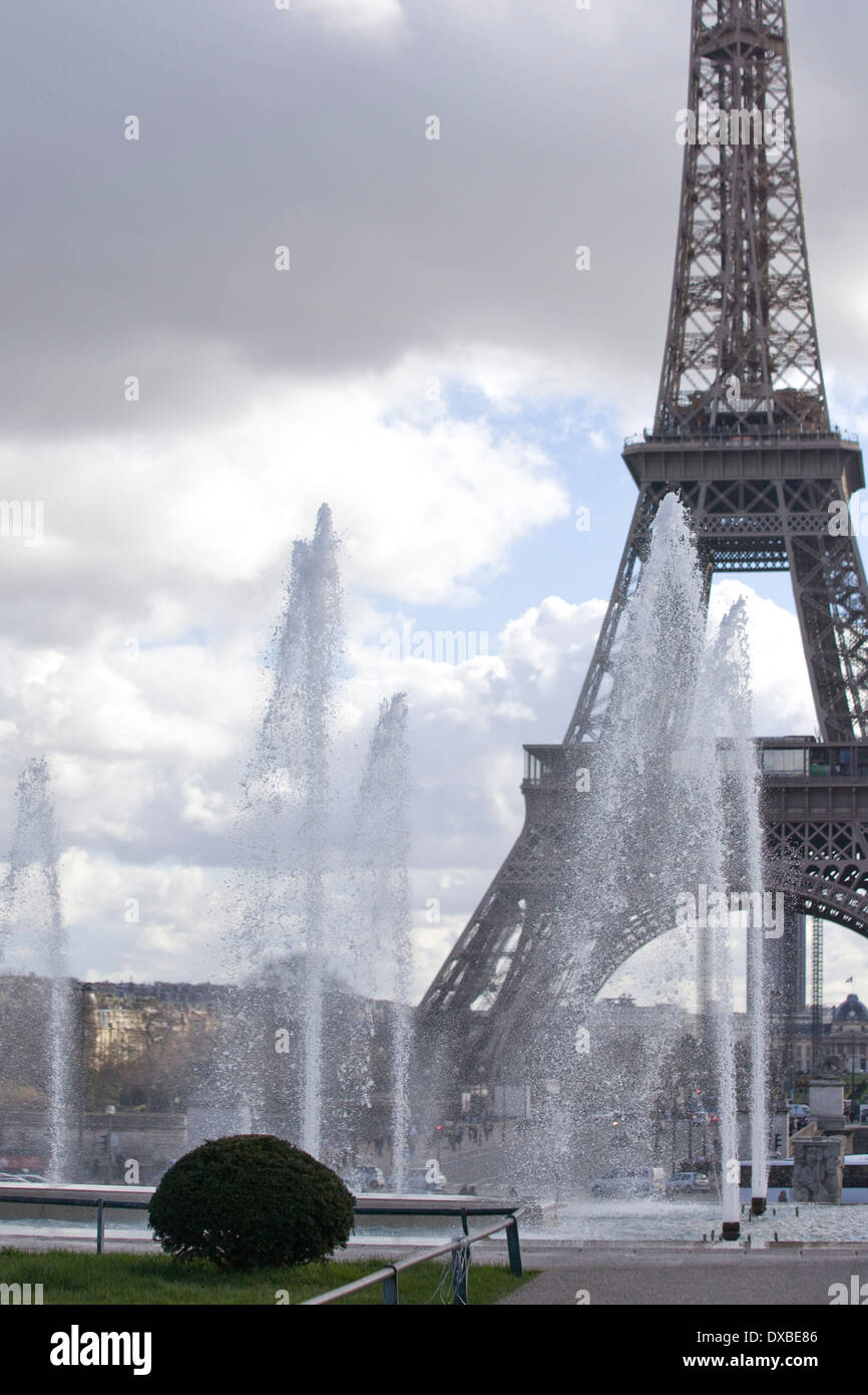 Water cannons hi-res stock photography and images - Alamy