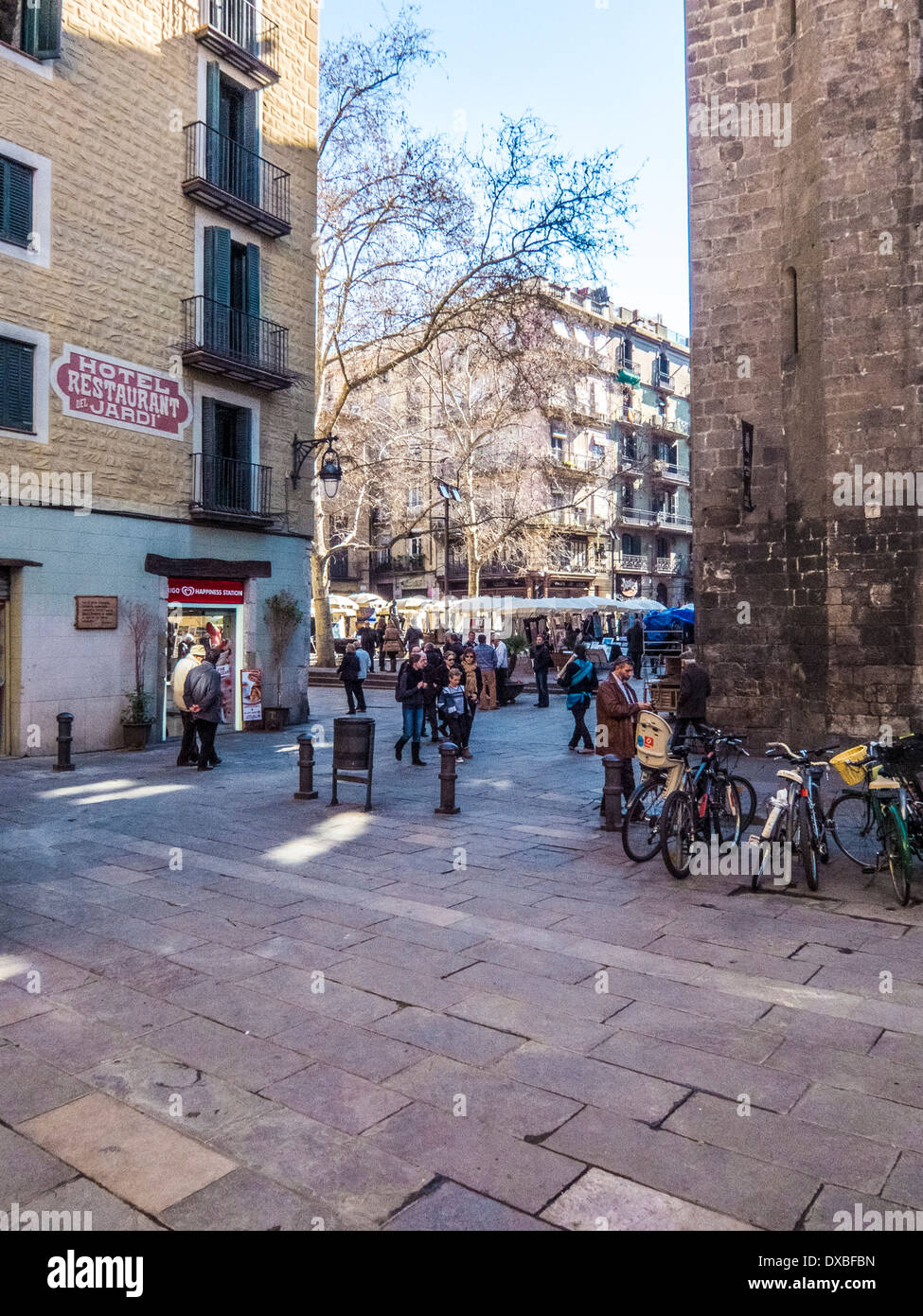 Plaça del pi barcelona hi-res stock photography and images - Alamy