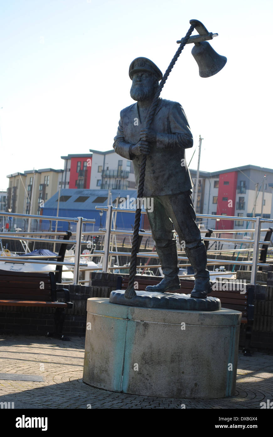 Dylan thomas statue hi-res stock photography and images - Alamy