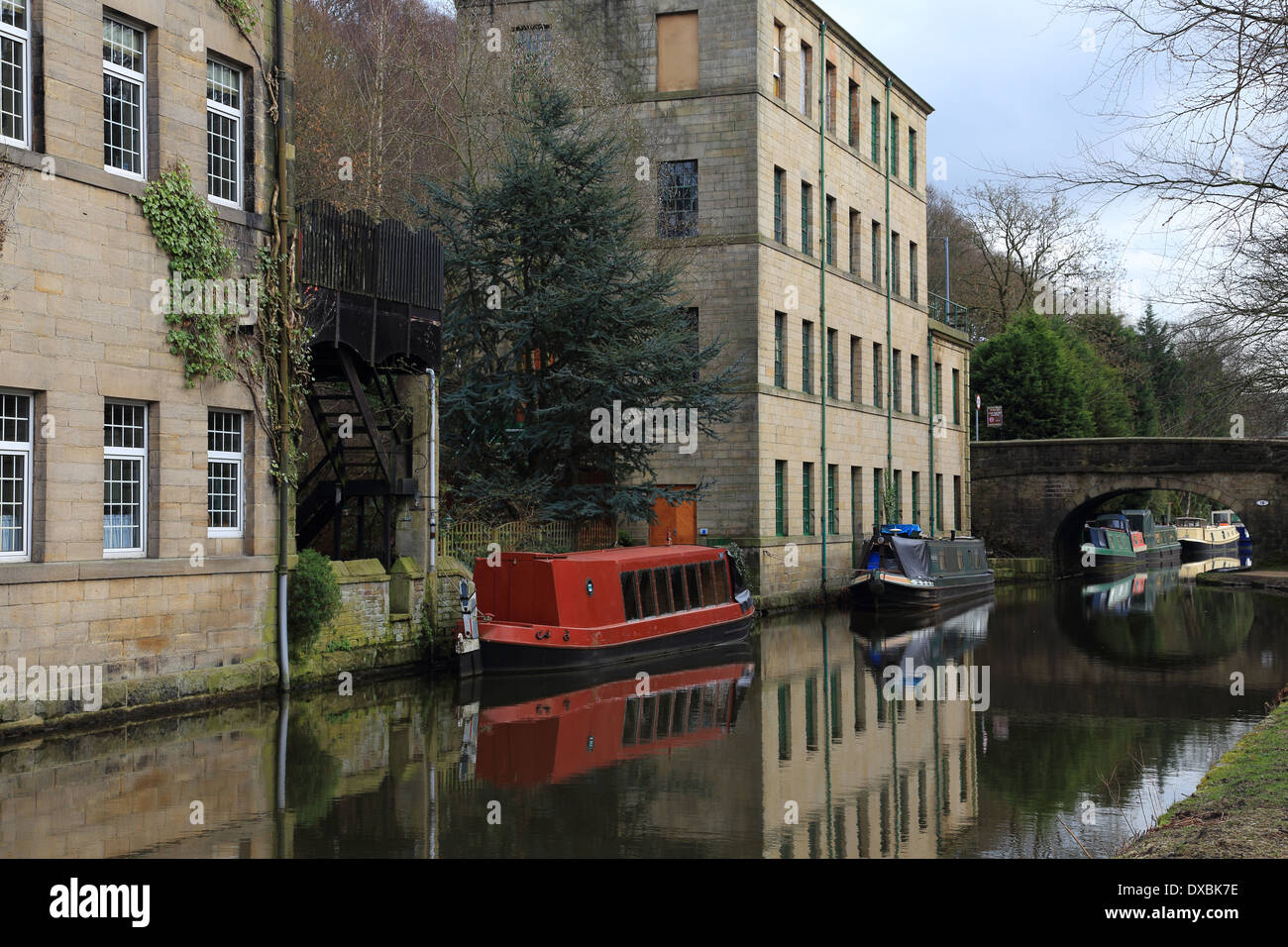 Narrowboats on the rochdale canal hi-res stock photography and images ...