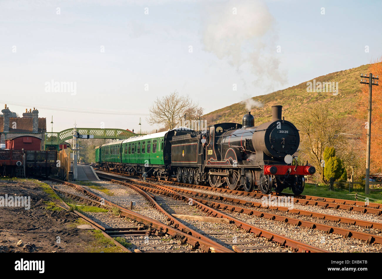 A re-enactment of a typical Dorset branch line train of the late 1950's ...