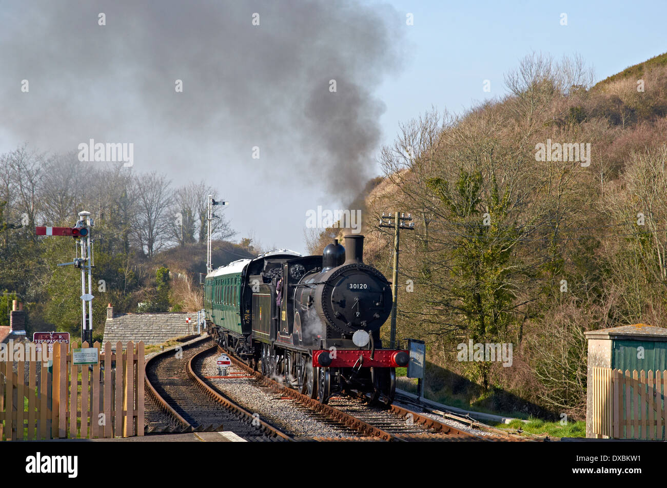 A re-enactment of a typical Dorset branch line train of the late 1950's ...