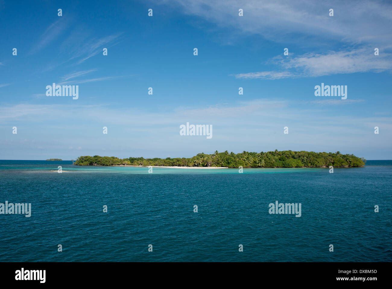 Belize, Caribbean Sea, District of Toledo, The Cayes. West Snake Caye ...