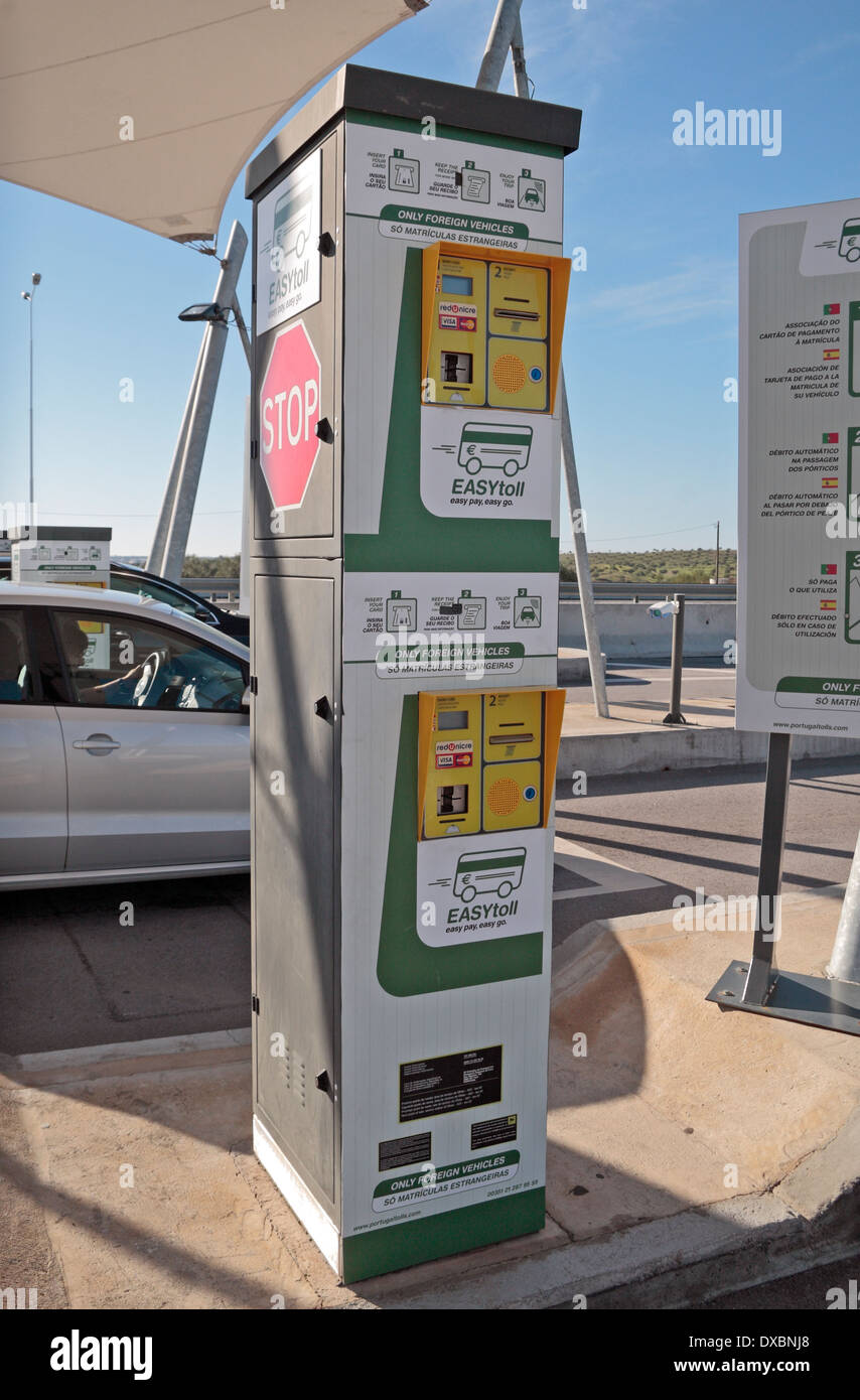 Automatic tolls hi-res stock photography and images - Alamy