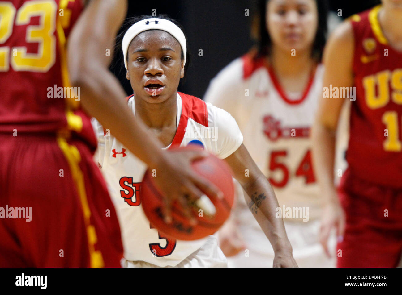 March 22, 2014 - Knoxville, TN, USA - St. John's Red Storm guard ...