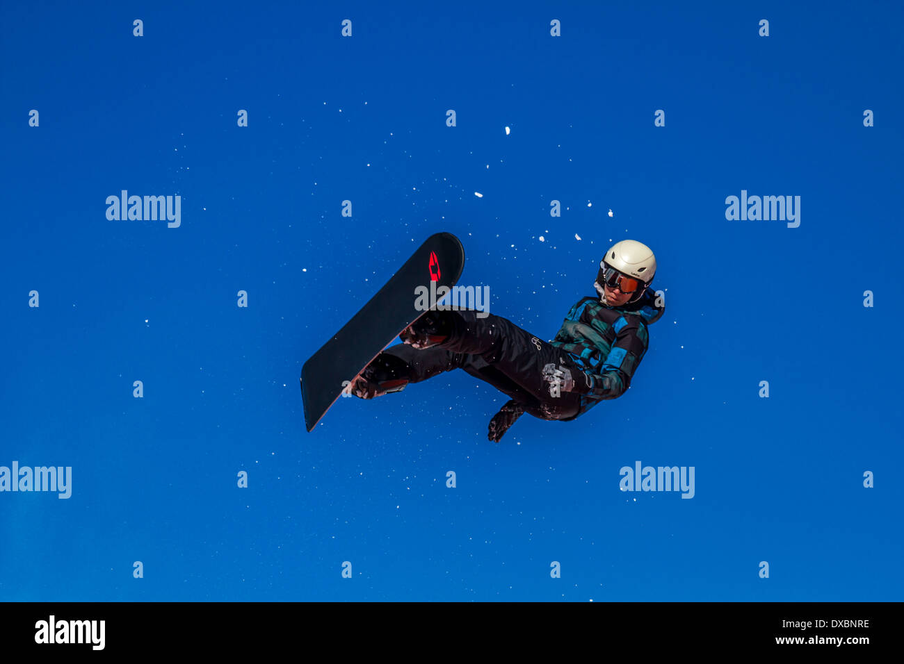 Flying through air, man hi-res stock photography and images - Alamy