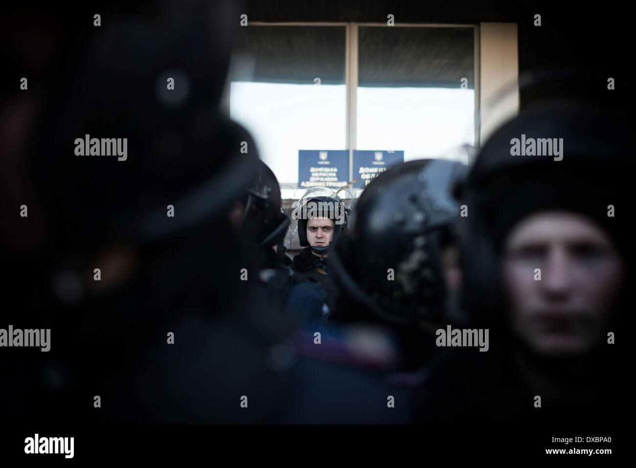 Donetsk, Ukraine. 23rd Mar, 2014. Pro russian gathered in Lenin Square ...
