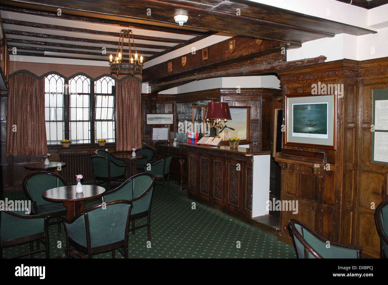 Woodhall spa bar hi-res stock photography and images - Alamy