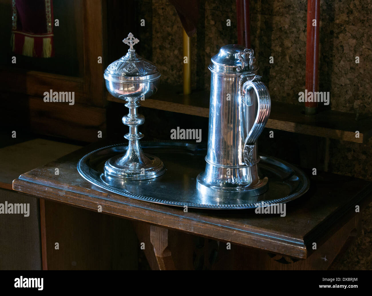 Communion cup hi-res stock photography and images - Alamy