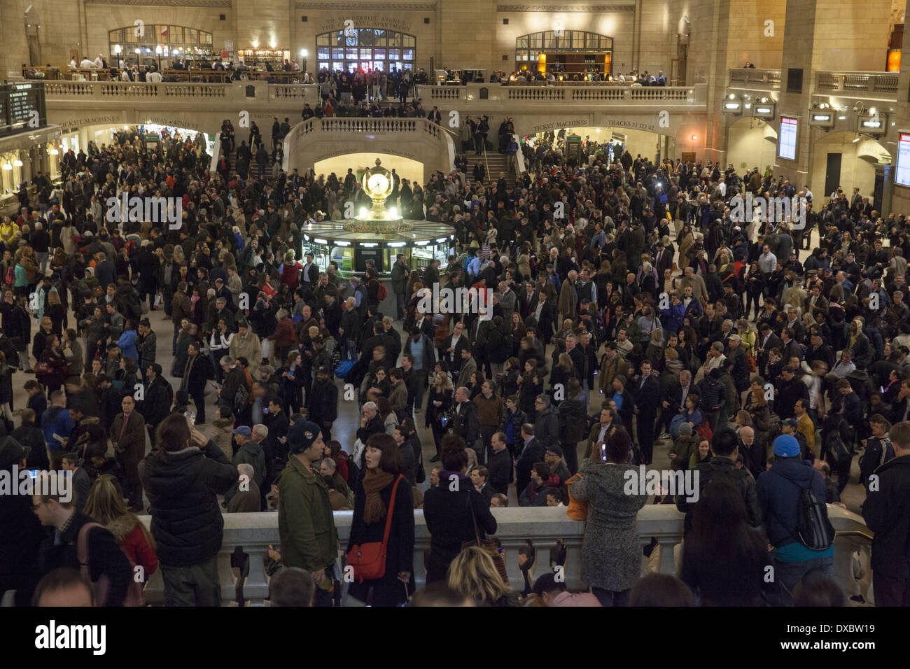 Delays on the Metro North train line turn Grand Central Terminal into ...