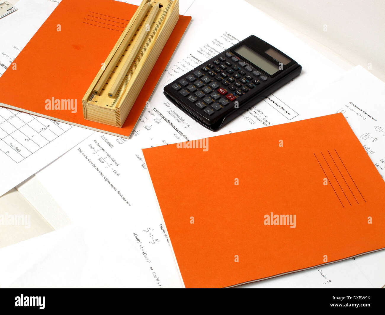 Scientific calculator pencil hi-res stock photography and images - Alamy