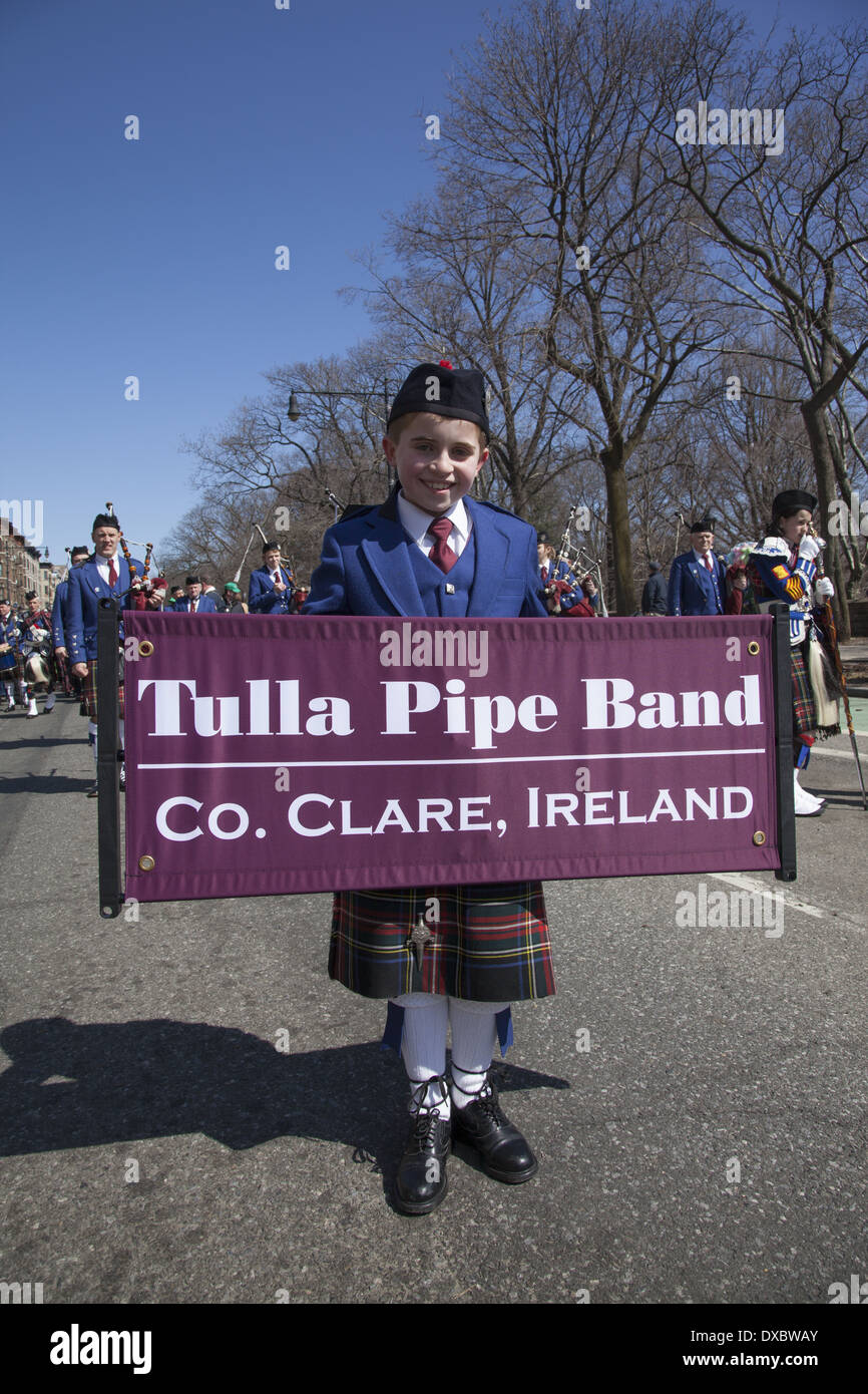 Irish Parade, Park SLope, Brooklyn, New York. Tulla Pipe Band from ...