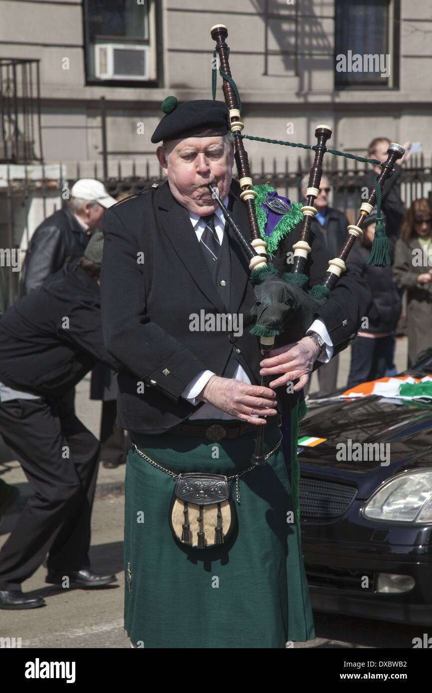 Irish Parade, Park SLope, Brooklyn, New York Stock Photo - Alamy