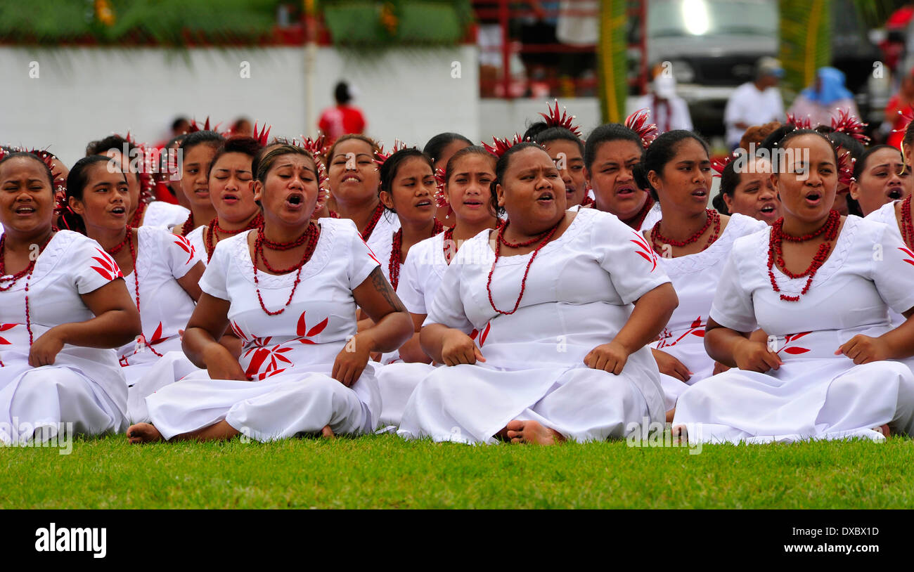 Samoan women wearing traditional puletasi sing during Flag Day ...