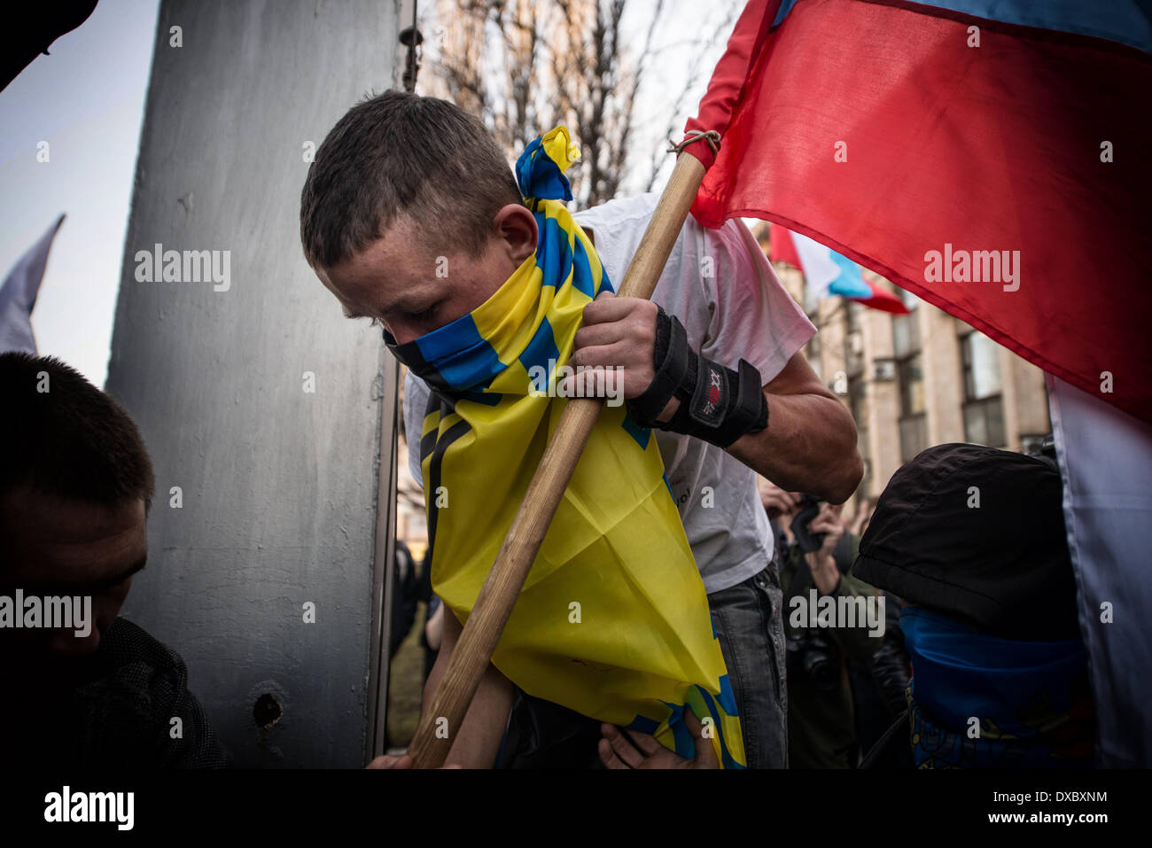 Lenin square donetsk ukraine hi-res stock photography and images - Alamy