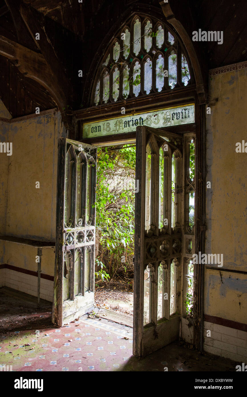 Old carved wooden doors on ruin Stock Photo - Alamy