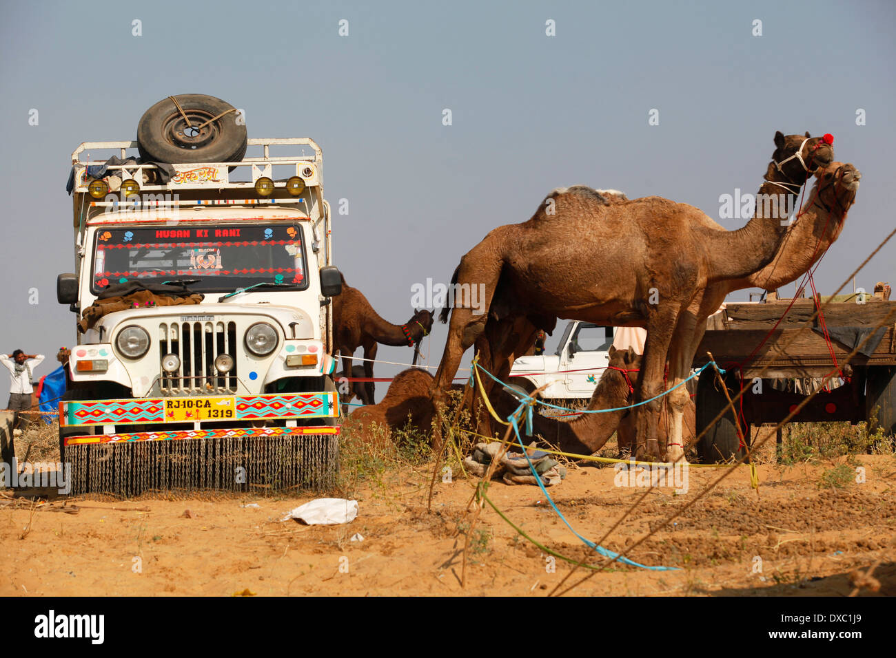 Indian 4x4 vehicle hi-res stock photography and images - Alamy