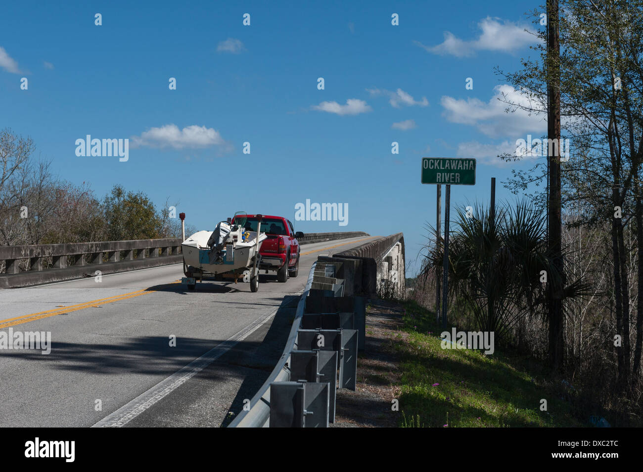 Traffic crossing the Ocklawaha River Bridge in Marion County Ocala ...