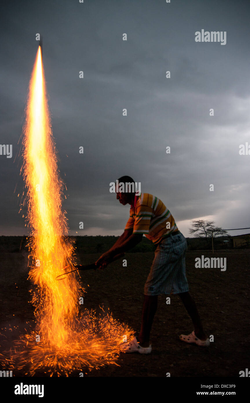 Lighting fireworks hi-res stock photography and images - Alamy