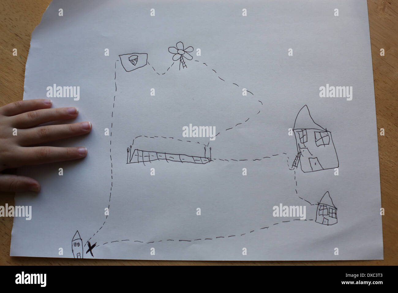 Child drawing map hi-res stock photography and images - Alamy