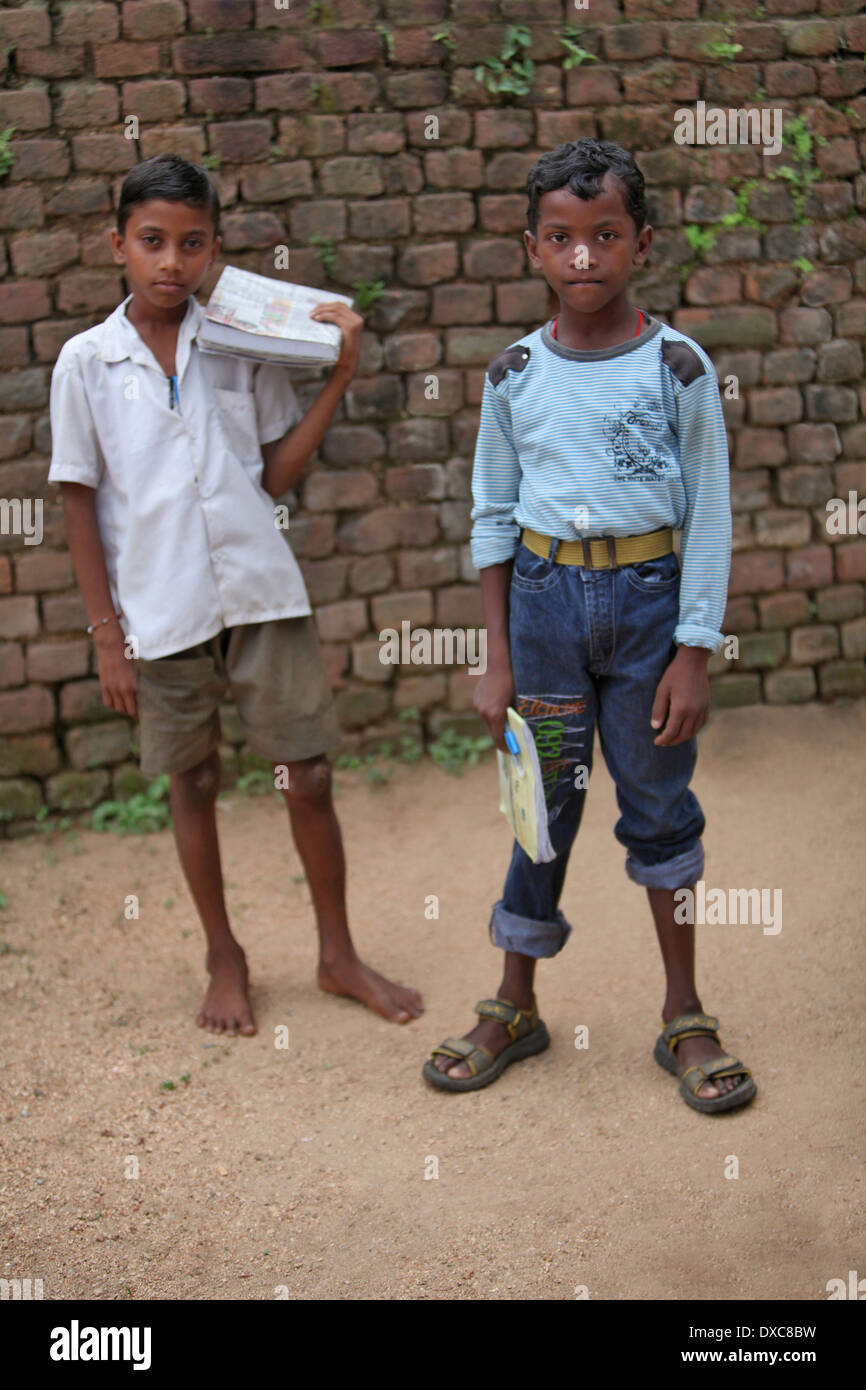 Tribal boys hi-res stock photography and images - Alamy