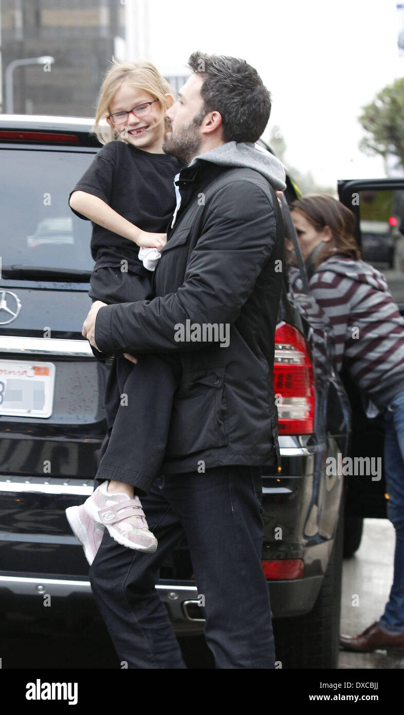 Ben Affleck and Violet Affleck Jennifer Garner and Ben Affleck take ...