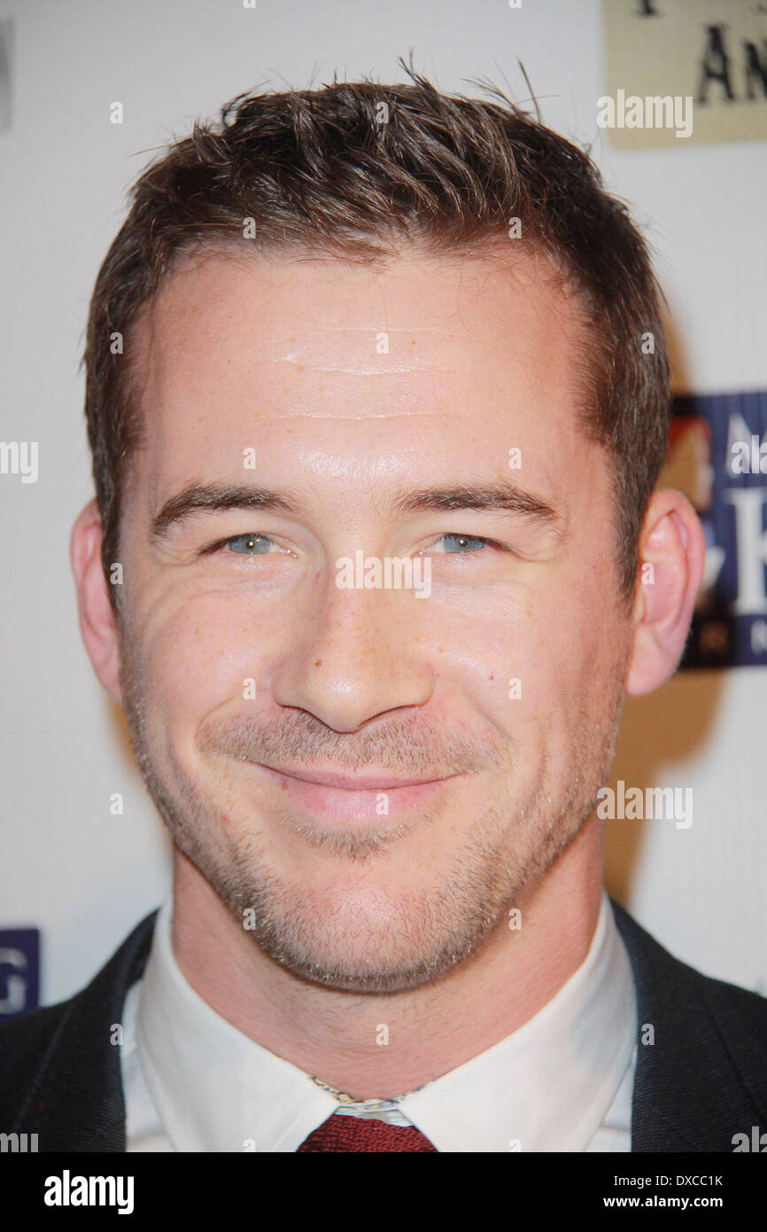 Barry sloane hi-res stock photography and images - Alamy