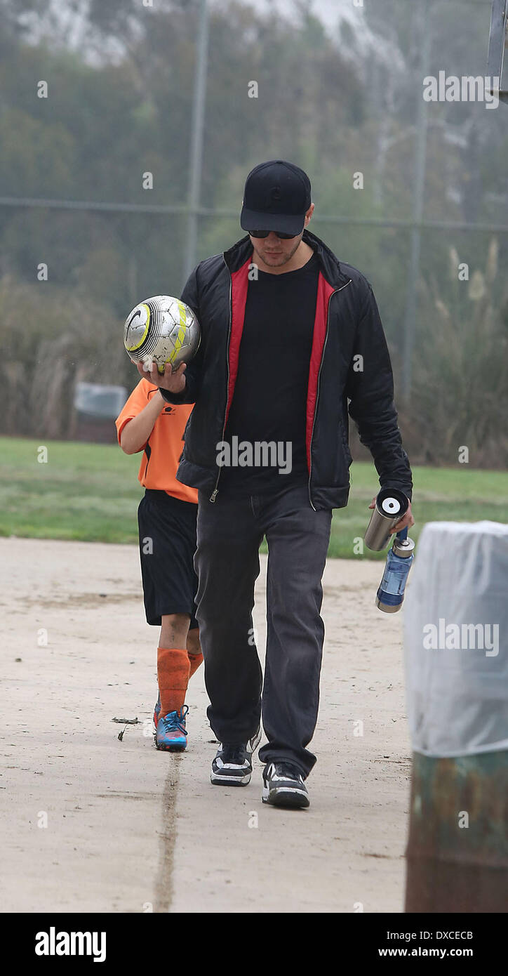 Ryan Phillippe watches her son Deacon's soccer game at a park in ...