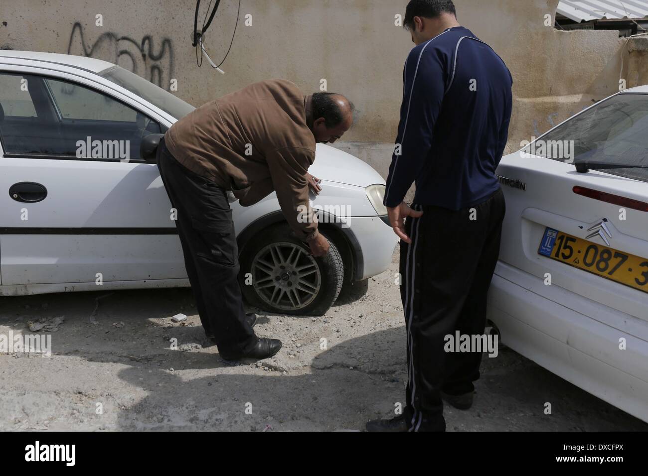 Car Punctured High Resolution Stock Photography and Images - Alamy