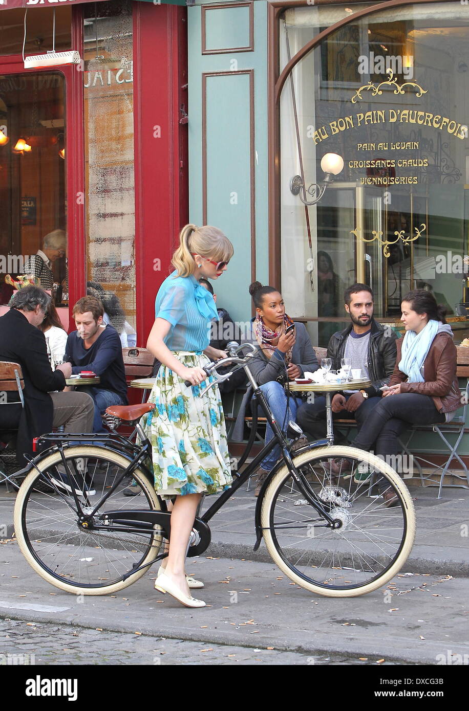 Taylor Swift on the set of her last music video Featuring: Taylor Swift ...