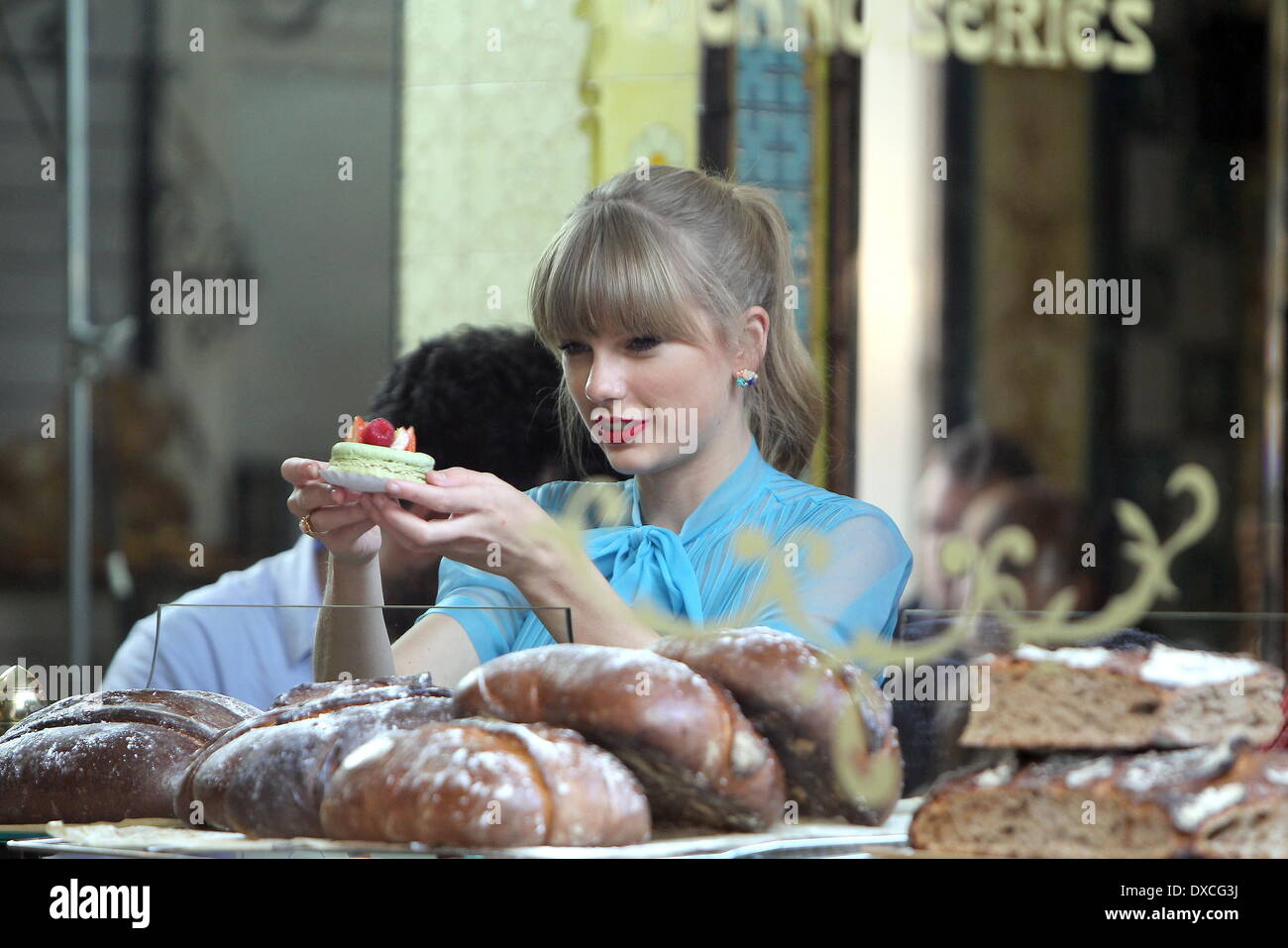 Taylor Swift on the set of her last music video Featuring: Taylor Swift ...